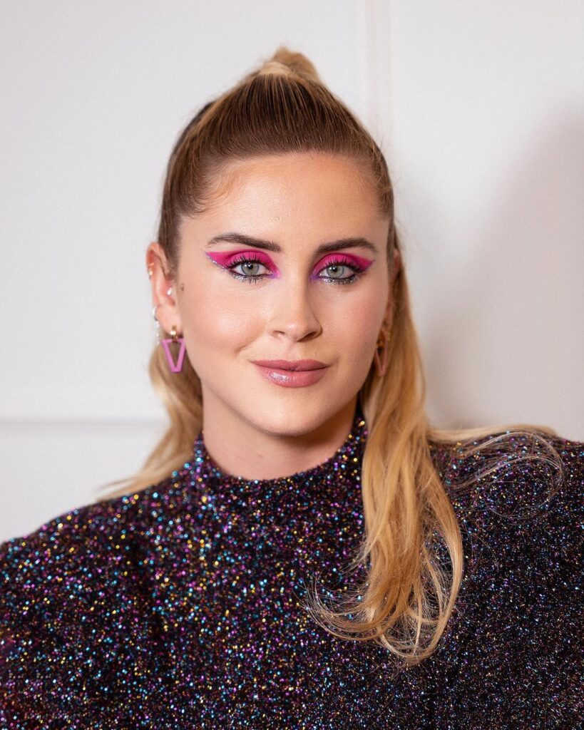 Coletas altas: el recogido que eleva tu look – Cabello Experience ...